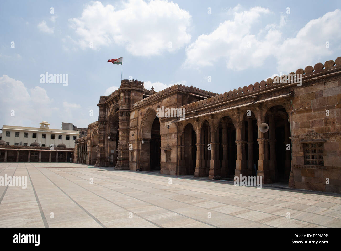 Jami mosque ahmedabad hi-res stock photography and images - Alamy