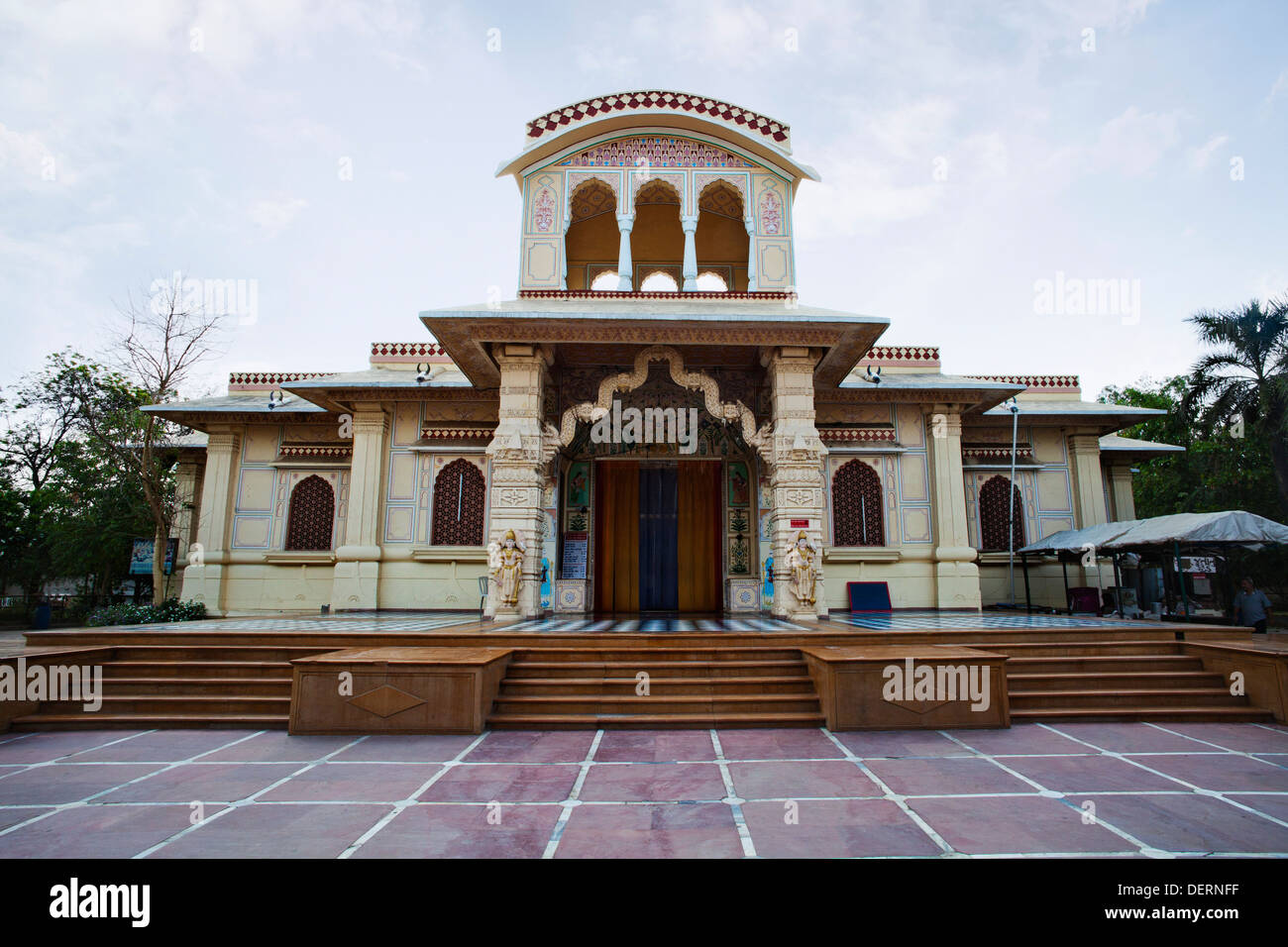 Iskcon hi-res stock photography and images - Alamy