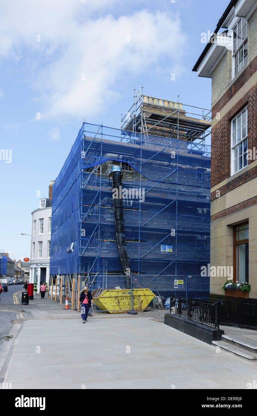 Scaffolding Protection Net Stock Photos & Scaffolding Protection Net ...