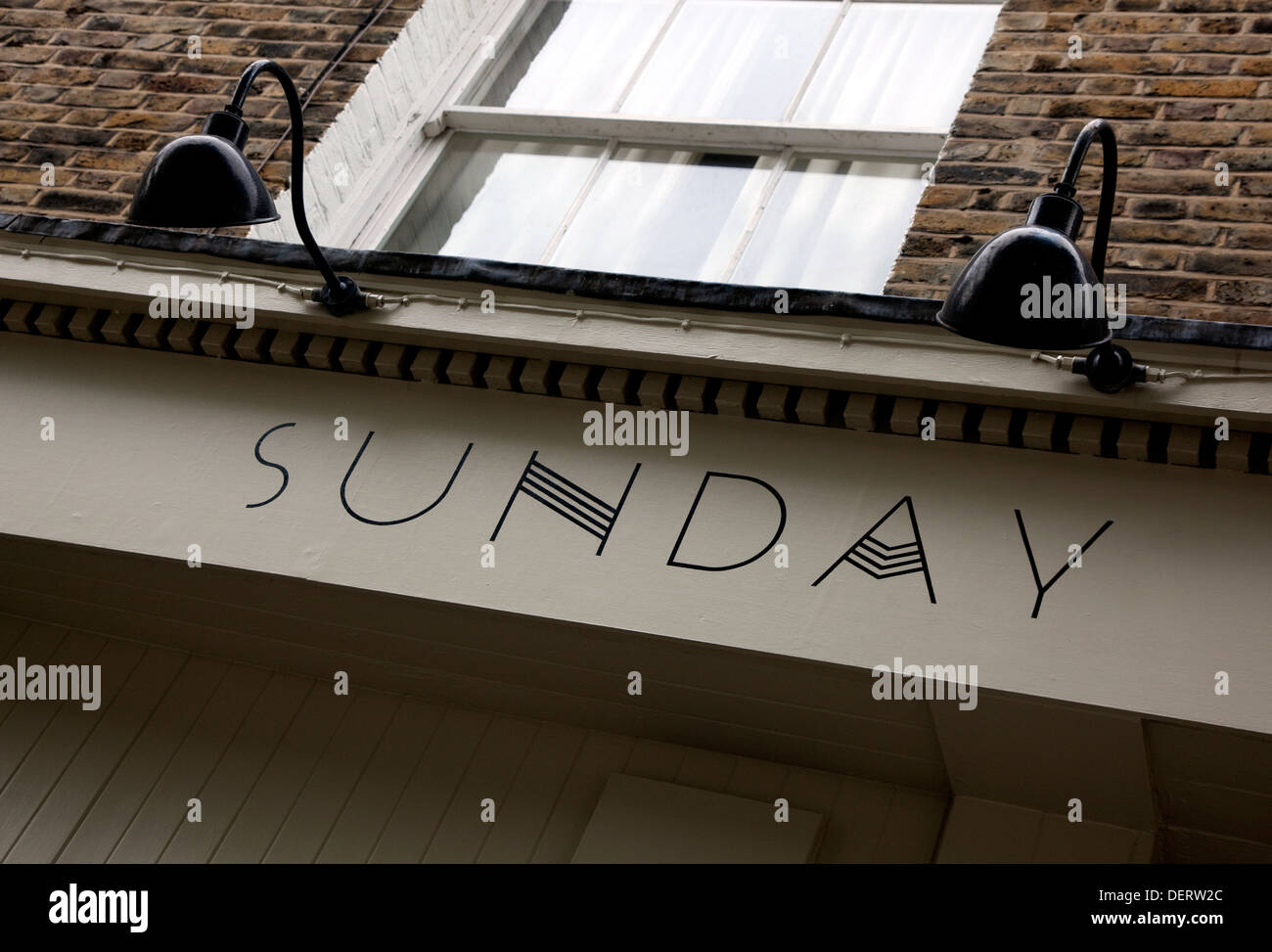 Barnsbury sunday restaurant hi-res stock photography and images - Alamy