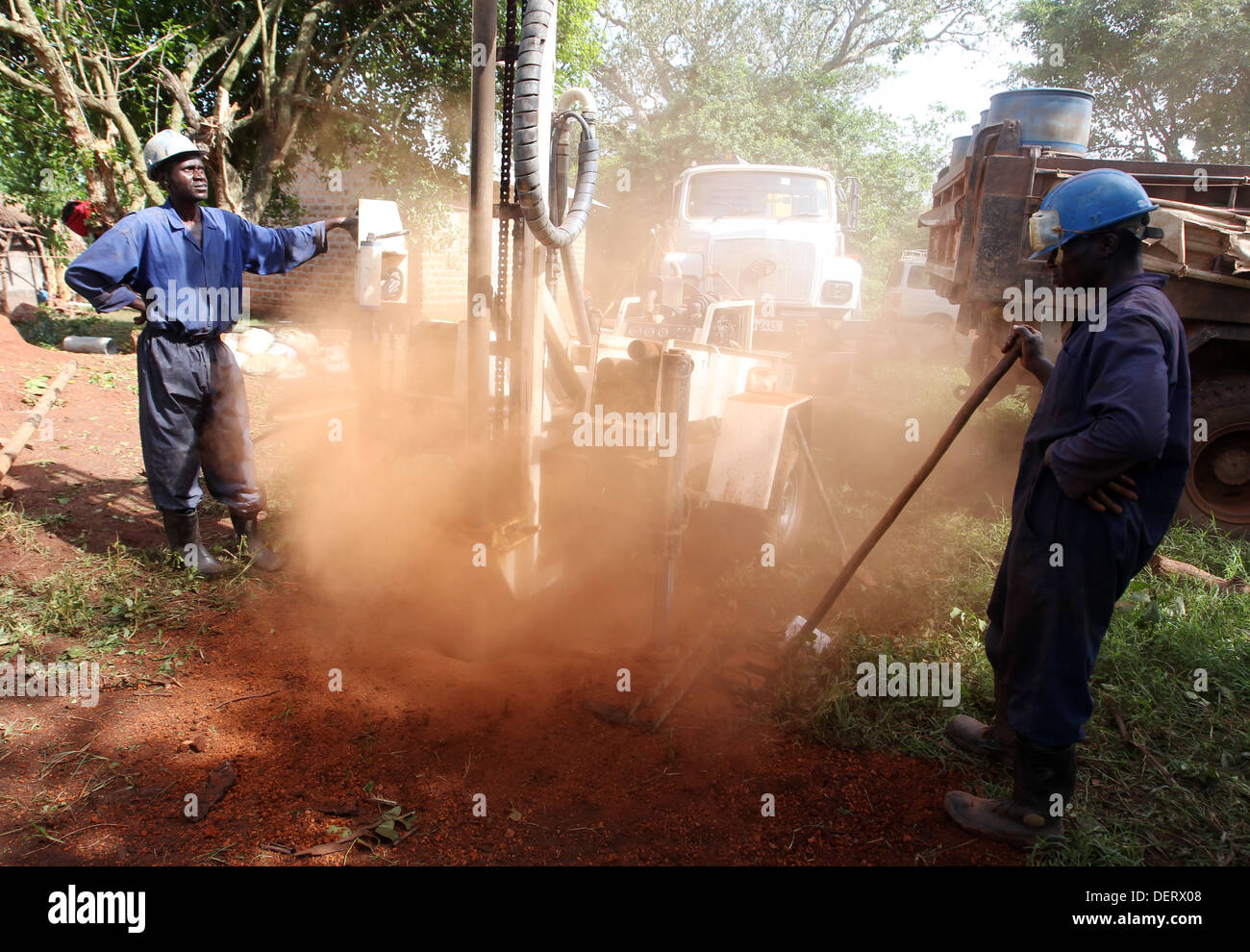 Africa water pump ngo hi-res stock photography and images - Alamy