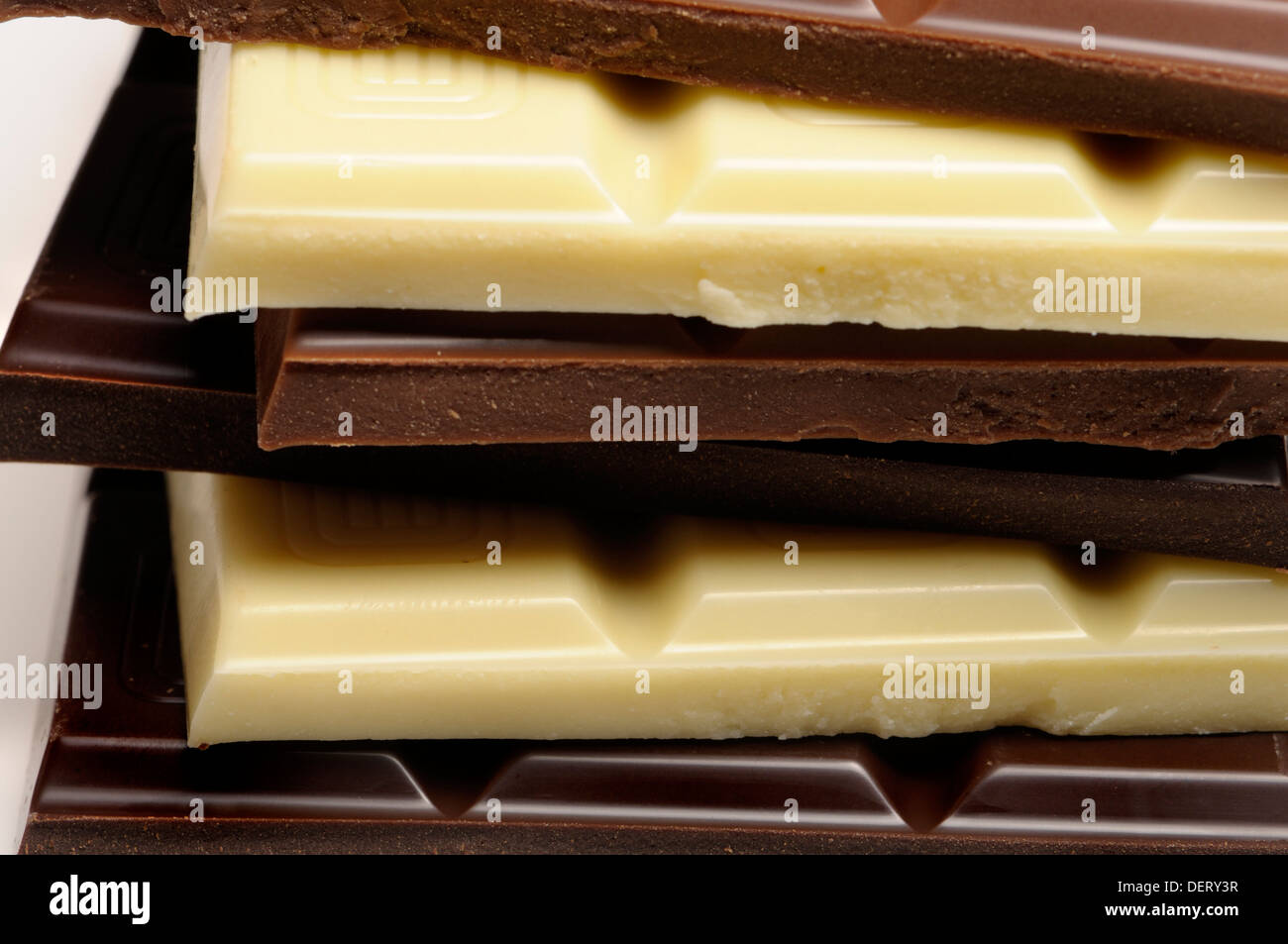 White and dark chocolate hi-res stock photography and images - Alamy