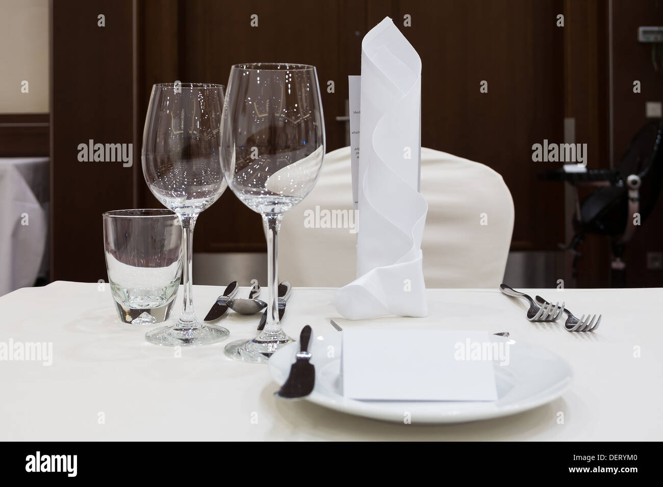 Fine table setting in gourmet restaurant (close-up Stock Photo - Alamy