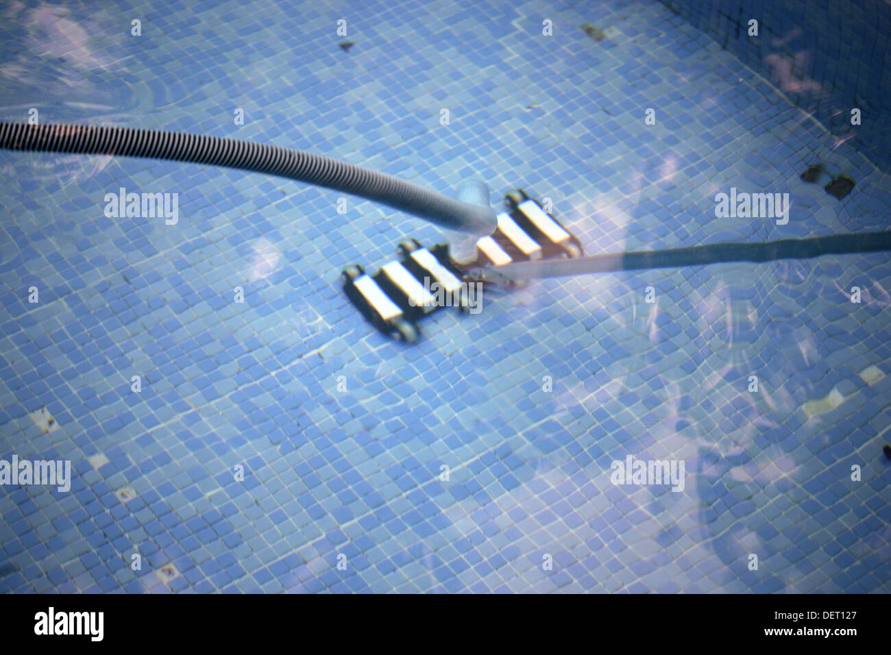 Bottom tube hi-res stock photography and images - Alamy