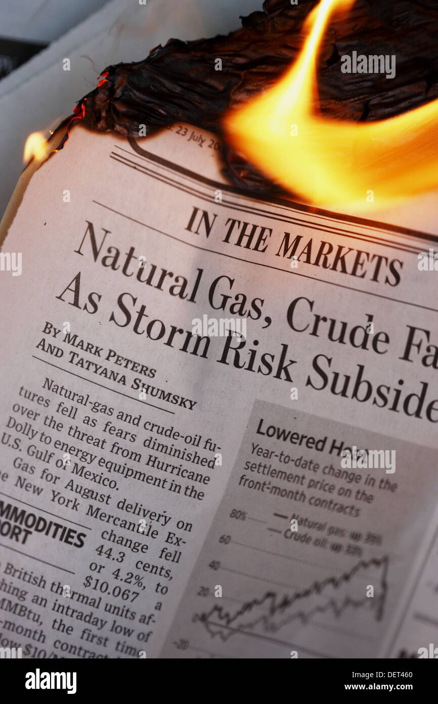 Newspaper downfall hi-res stock photography and images - Alamy