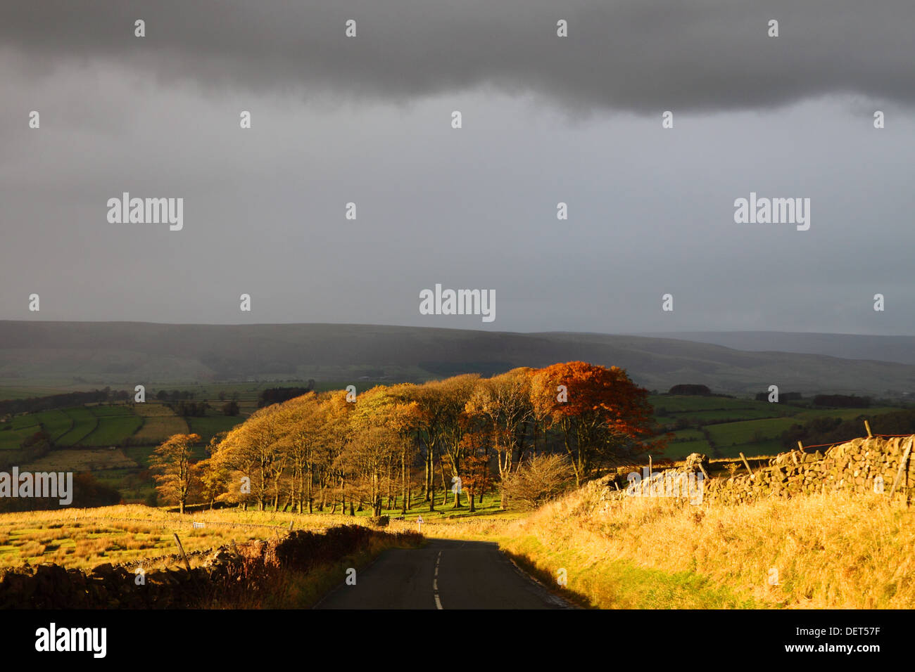 Dark brooding sky hi-res stock photography and images - Alamy