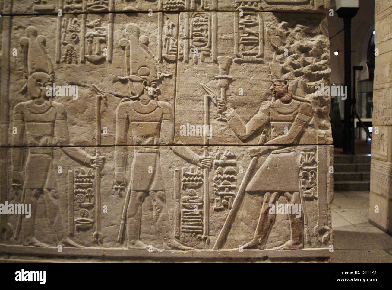 Kalabsha gate hi-res stock photography and images - Alamy