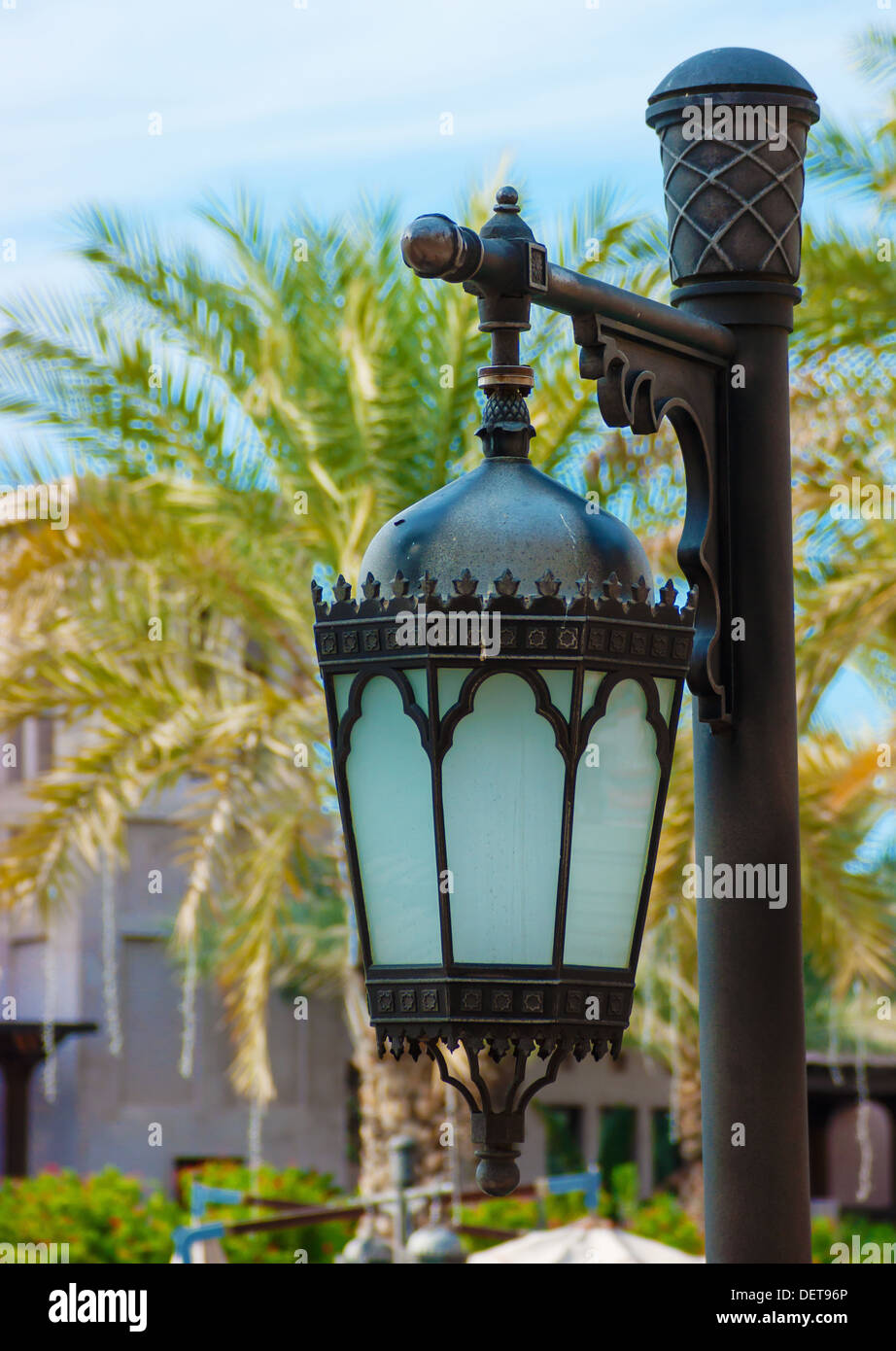 Traditional Arabic metal streetlight Stock Photo - Alamy