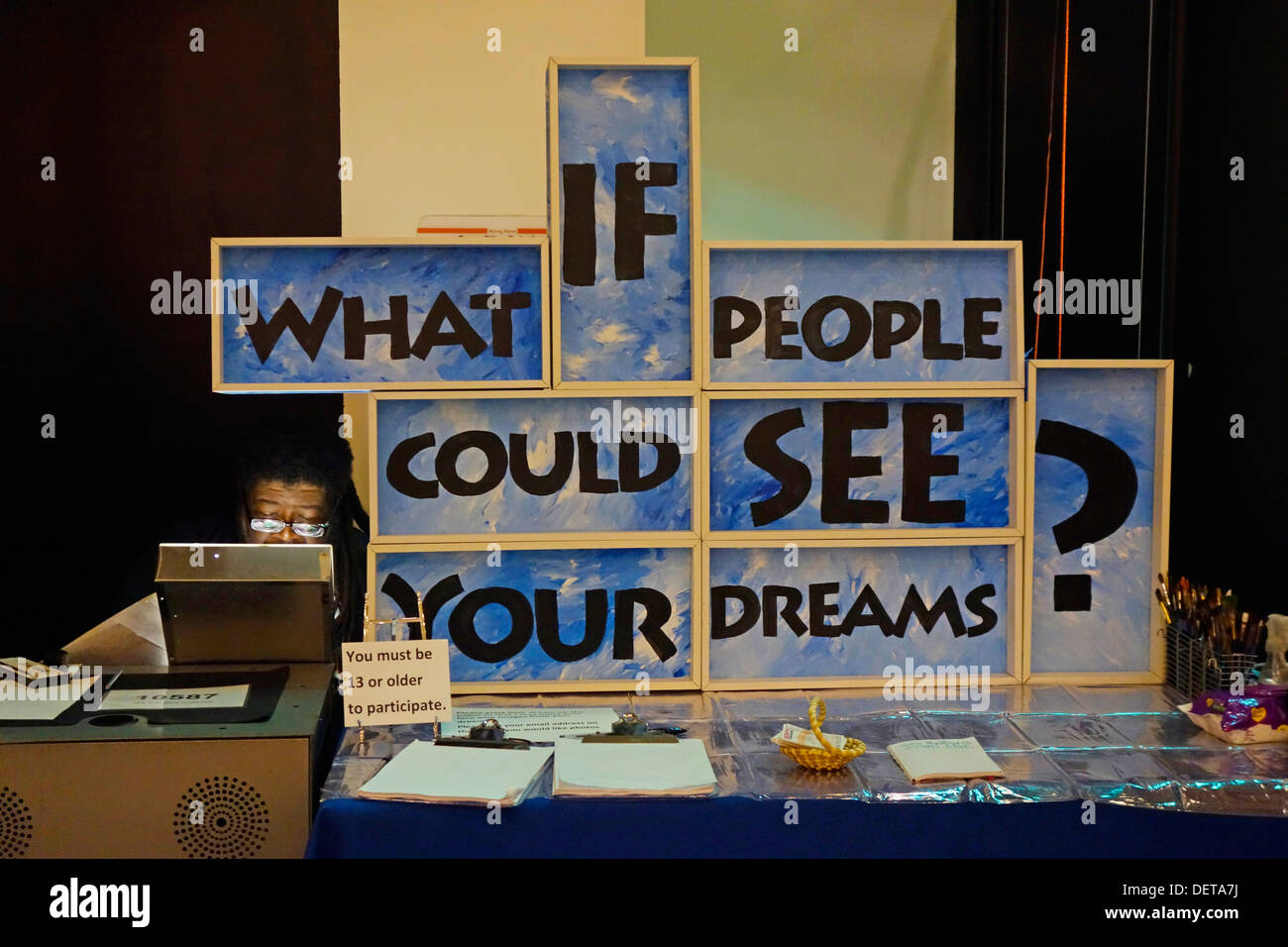 Science model fair hi-res stock photography and images - Alamy