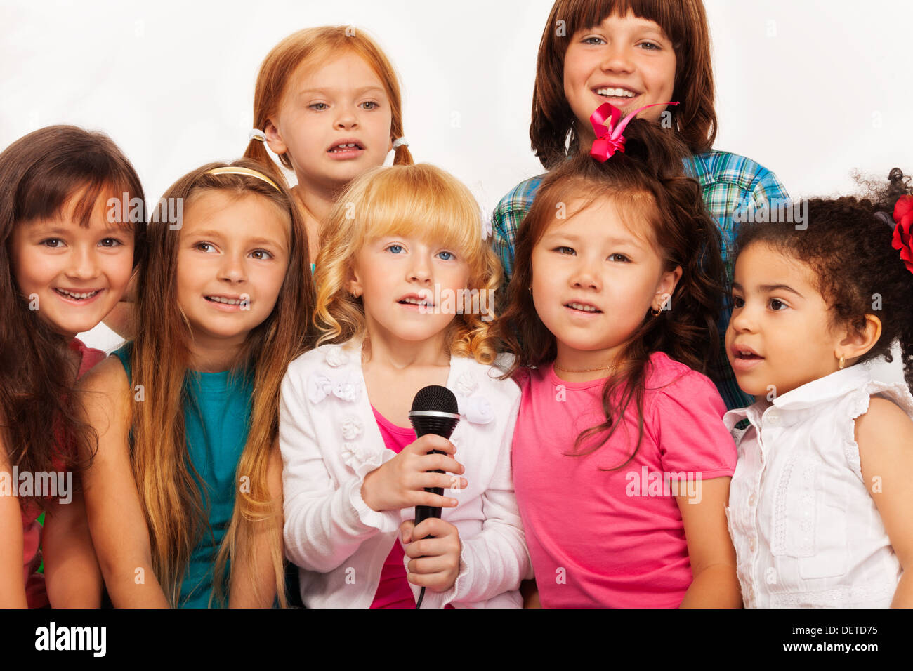 Little Boy Singing Microphone Hi res Stock Photography And Images Alamy little-boy-singing-microphone-hi-res-stock-photography-and-images-alamy