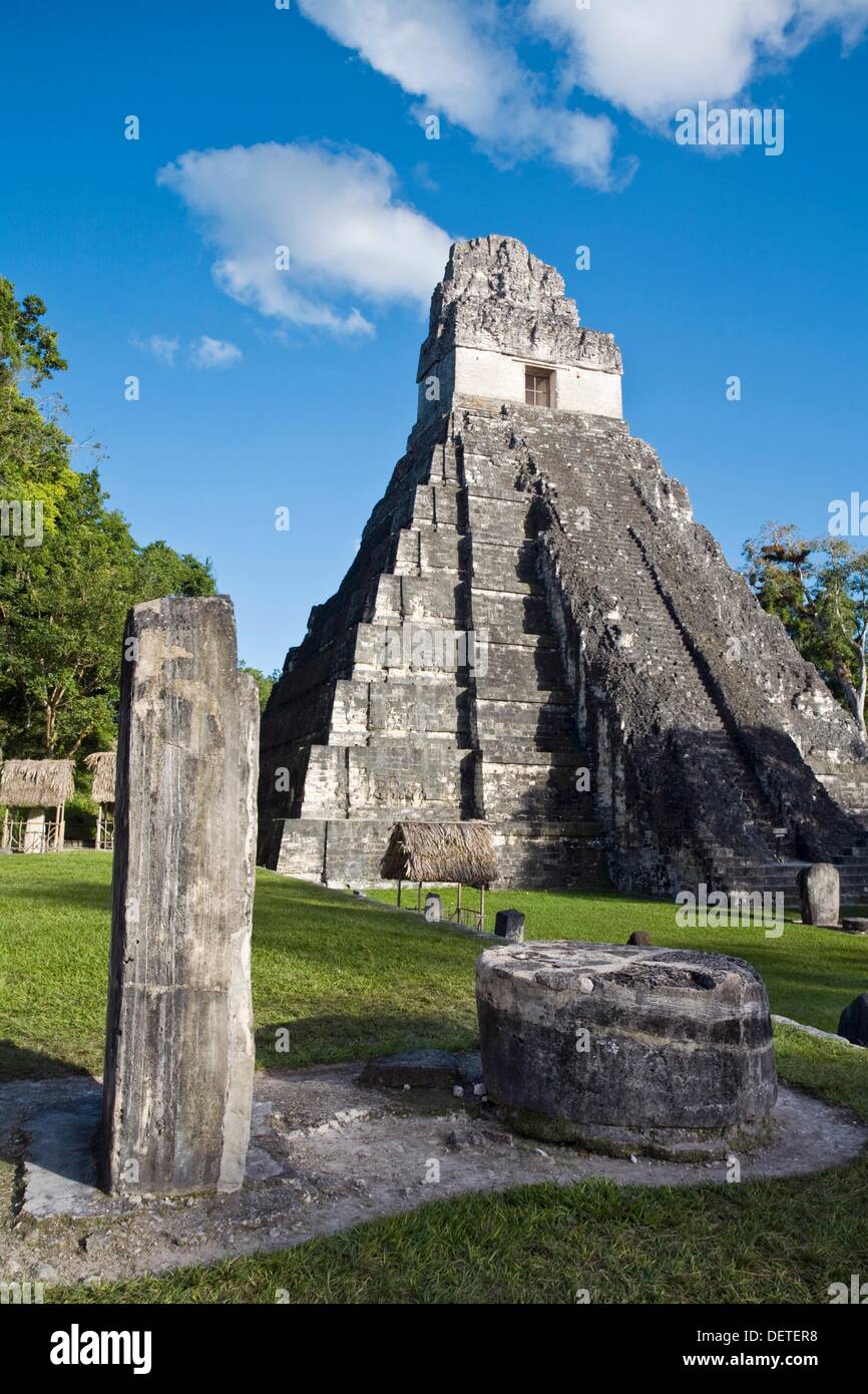 Giant Pyramid Temple Maya High Resolution Stock Photography and Images ...