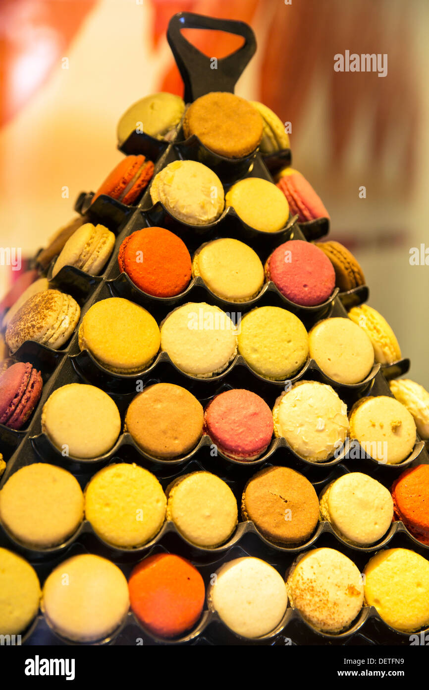 Macarons on display in Brussels Stock Photo - Alamy