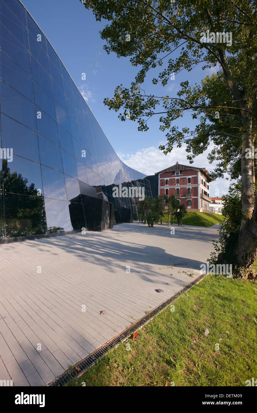 Cristobal balenciaga museum getaria guetaria hi-res stock photography ...