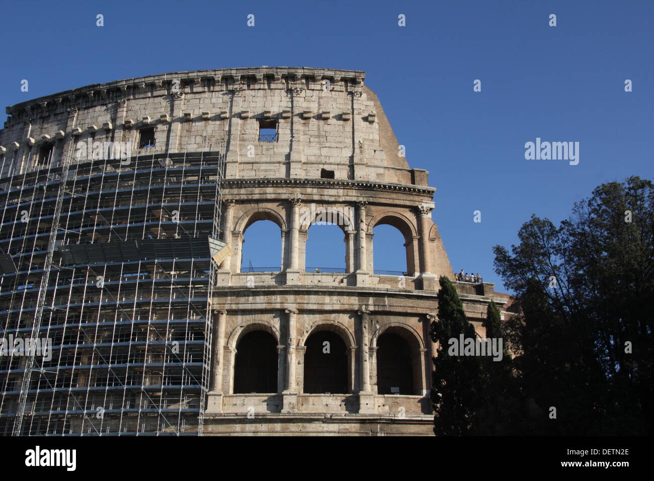 Colosseum scaffolding hi-res stock photography and images - Alamy