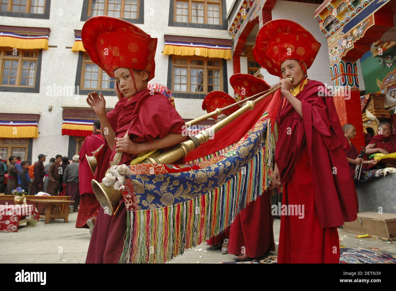 Tibetan music instrument horn hi-res stock photography and images - Alamy
