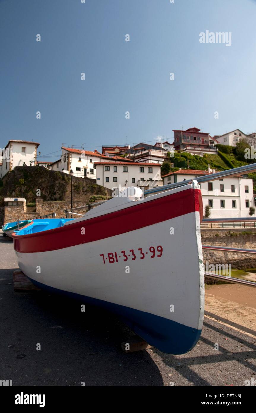 Algorta port hi-res stock photography and images - Alamy