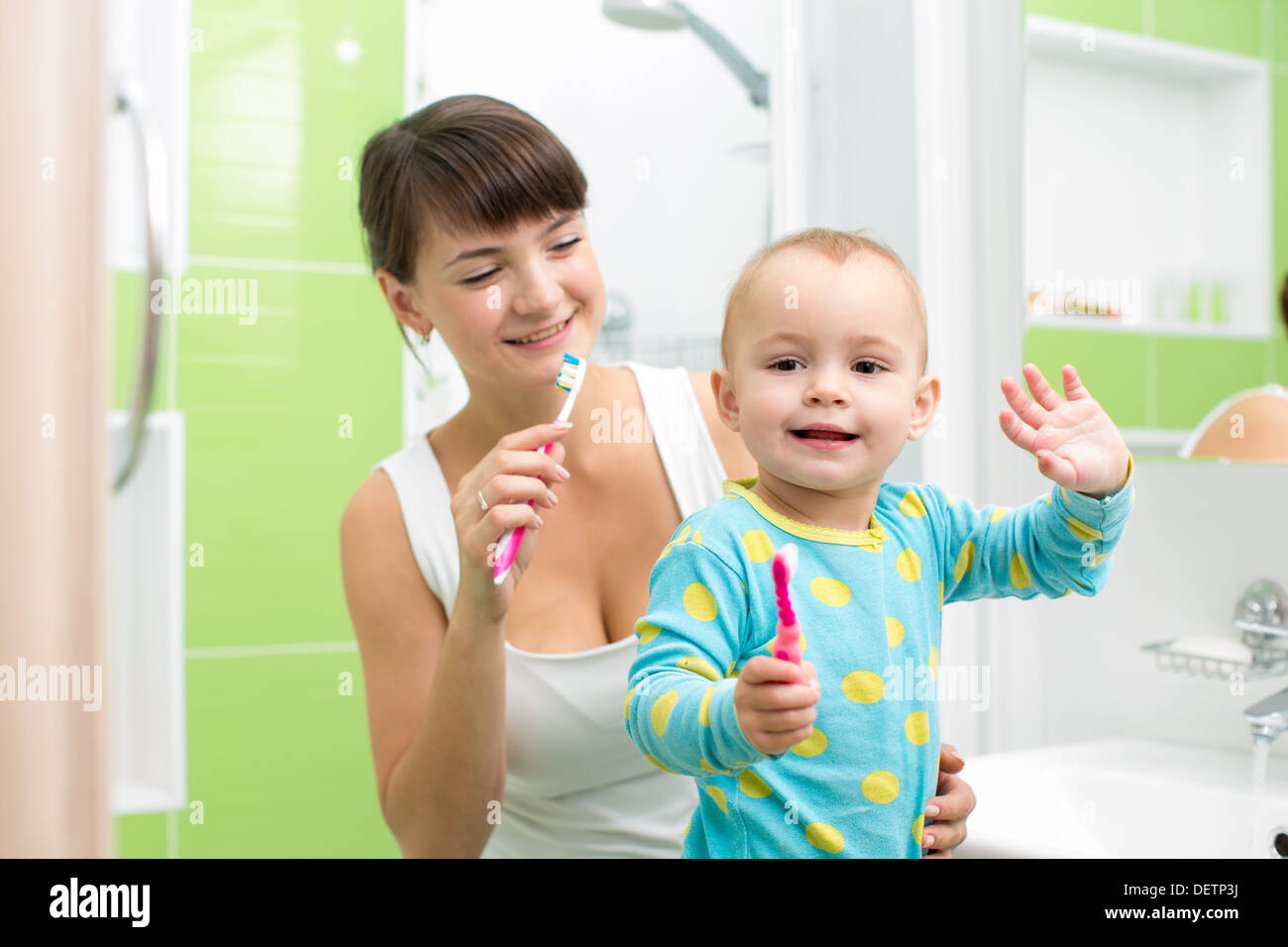 Child Brushing Teeth High Resolution Stock Photography and Images - Alamy
