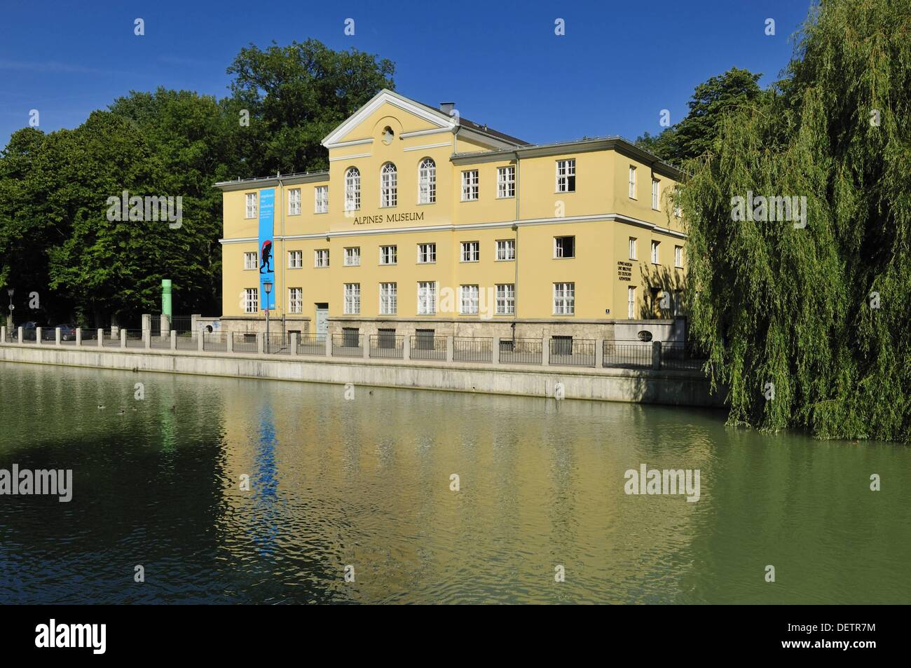 Alpines reflection hi-res stock photography and images - Alamy