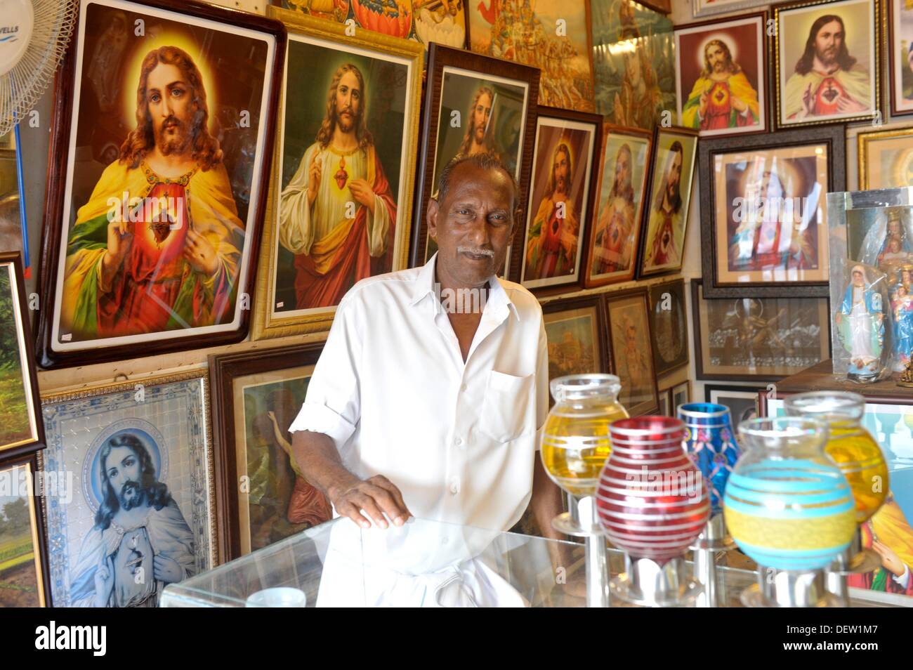 Illustration of jesus christ hi-res stock photography and images - Alamy