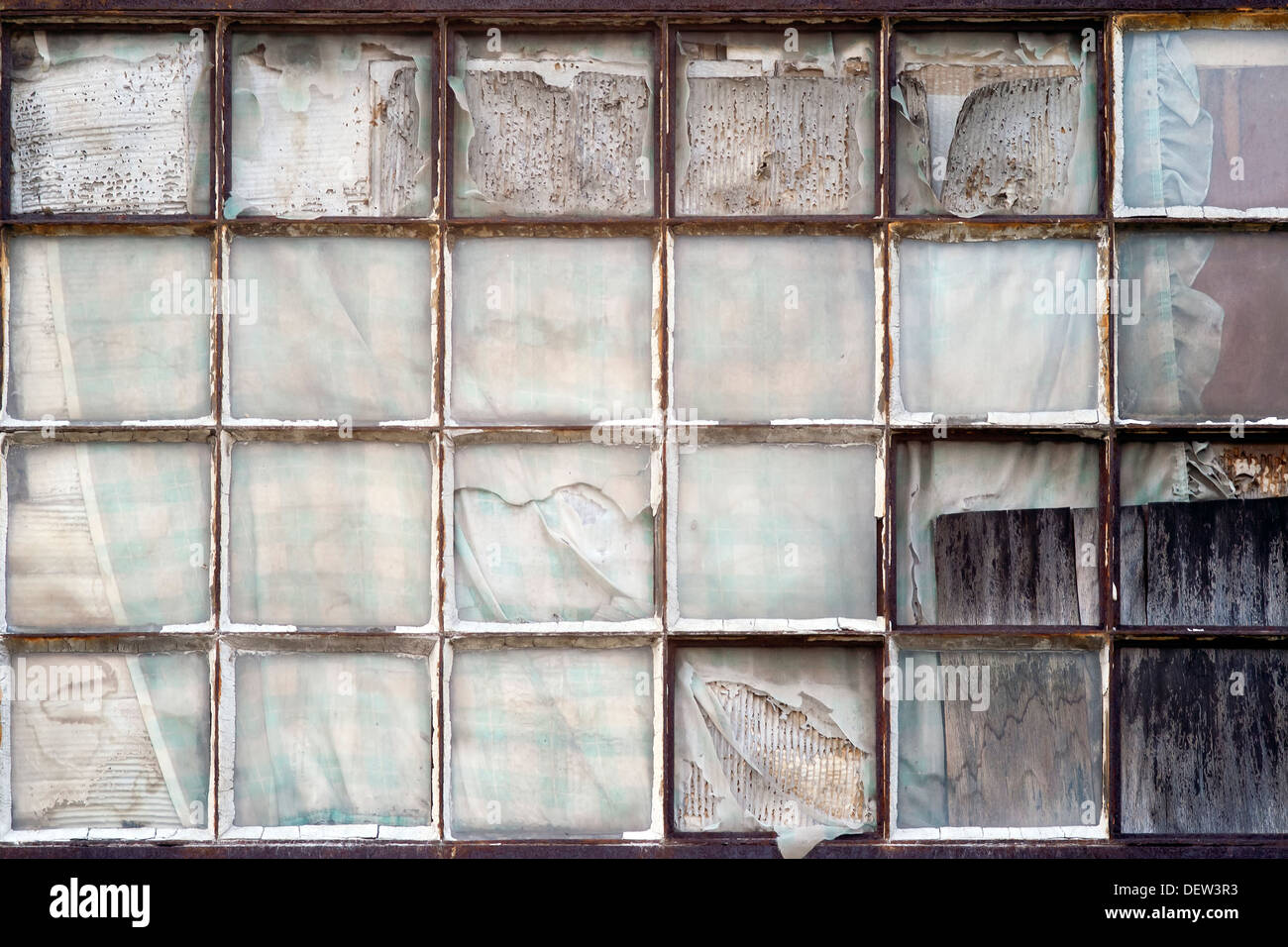 old and broken window Stock Photo - Alamy