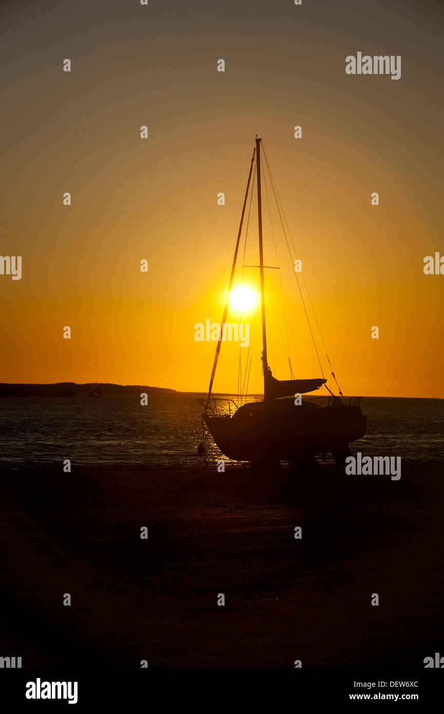 Sailing boat at sunset Instow Devon England UK Stock Photo - Alamy