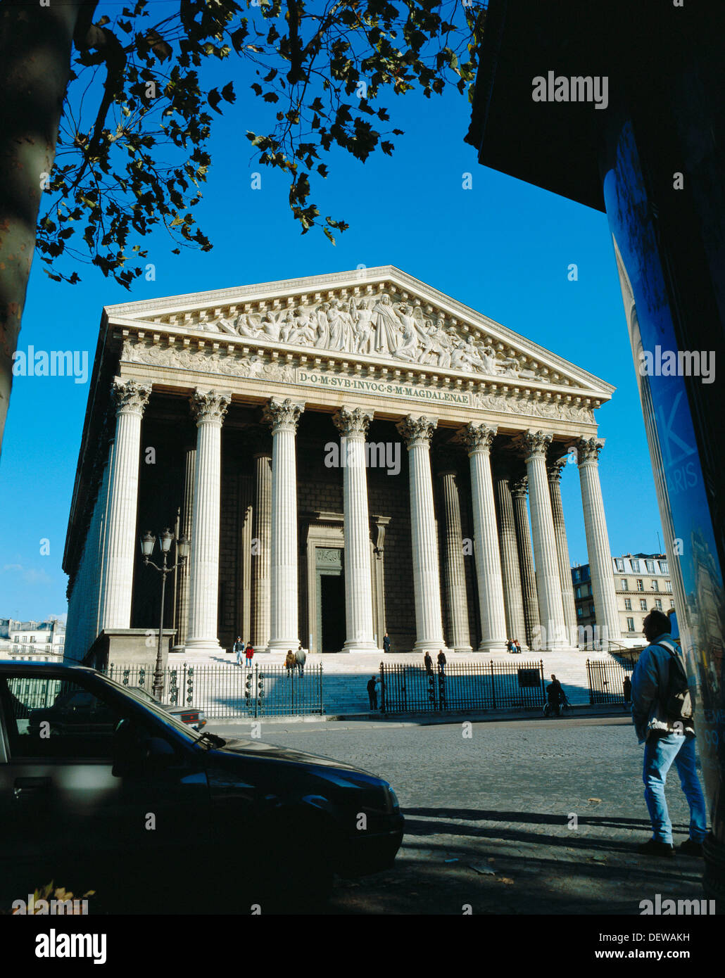 Eglise la madeleine church paris hi-res stock photography and images ...