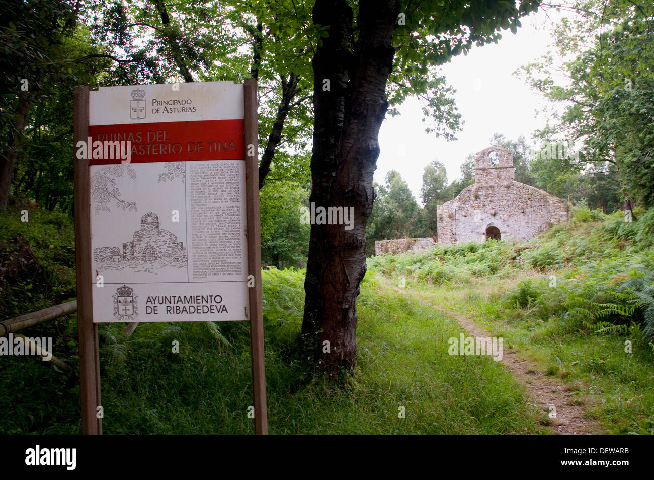 Ruins tina monastery pimiango hi-res stock photography and images - Alamy
