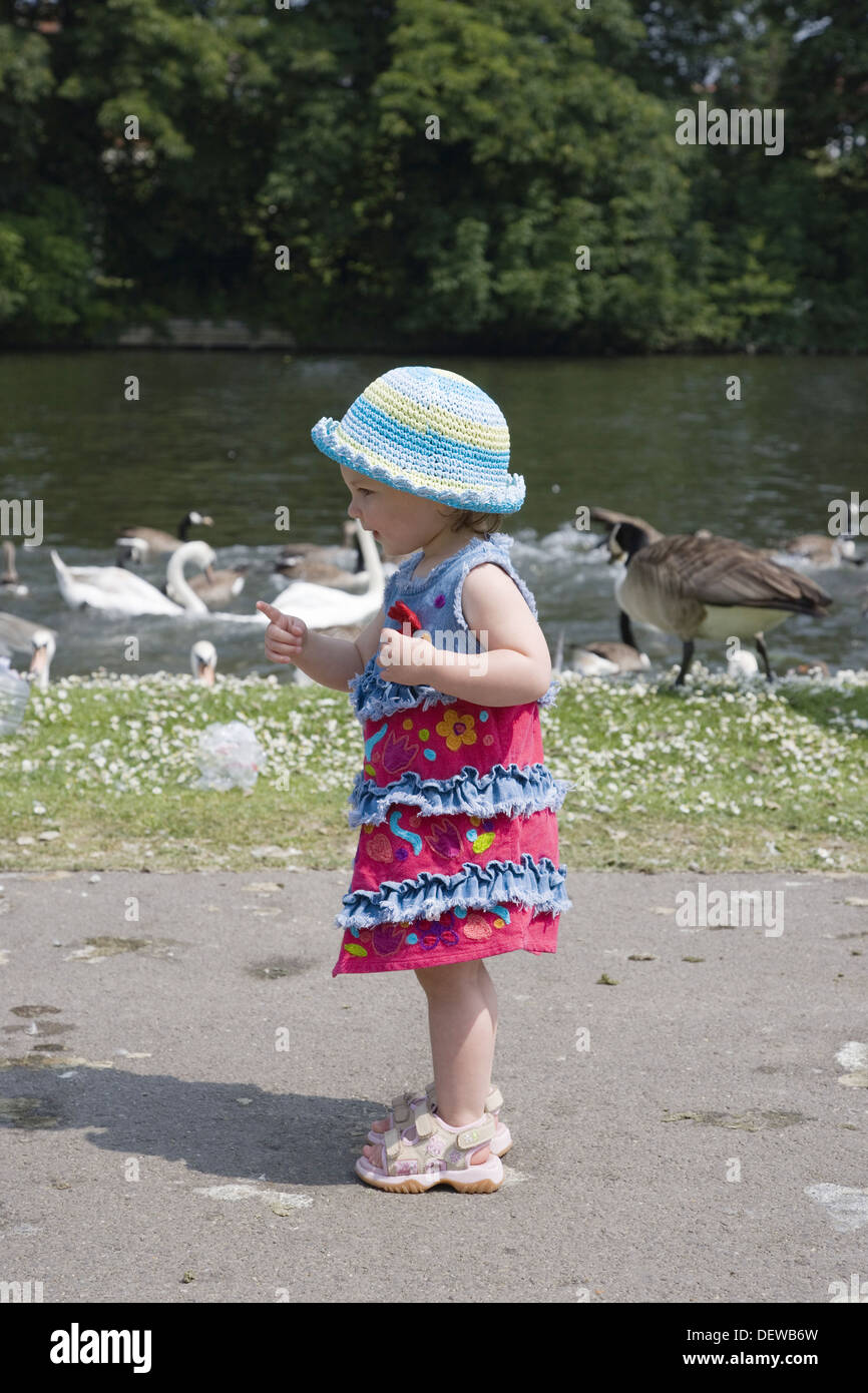 Leghorn hat hi-res stock photography and images - Alamy