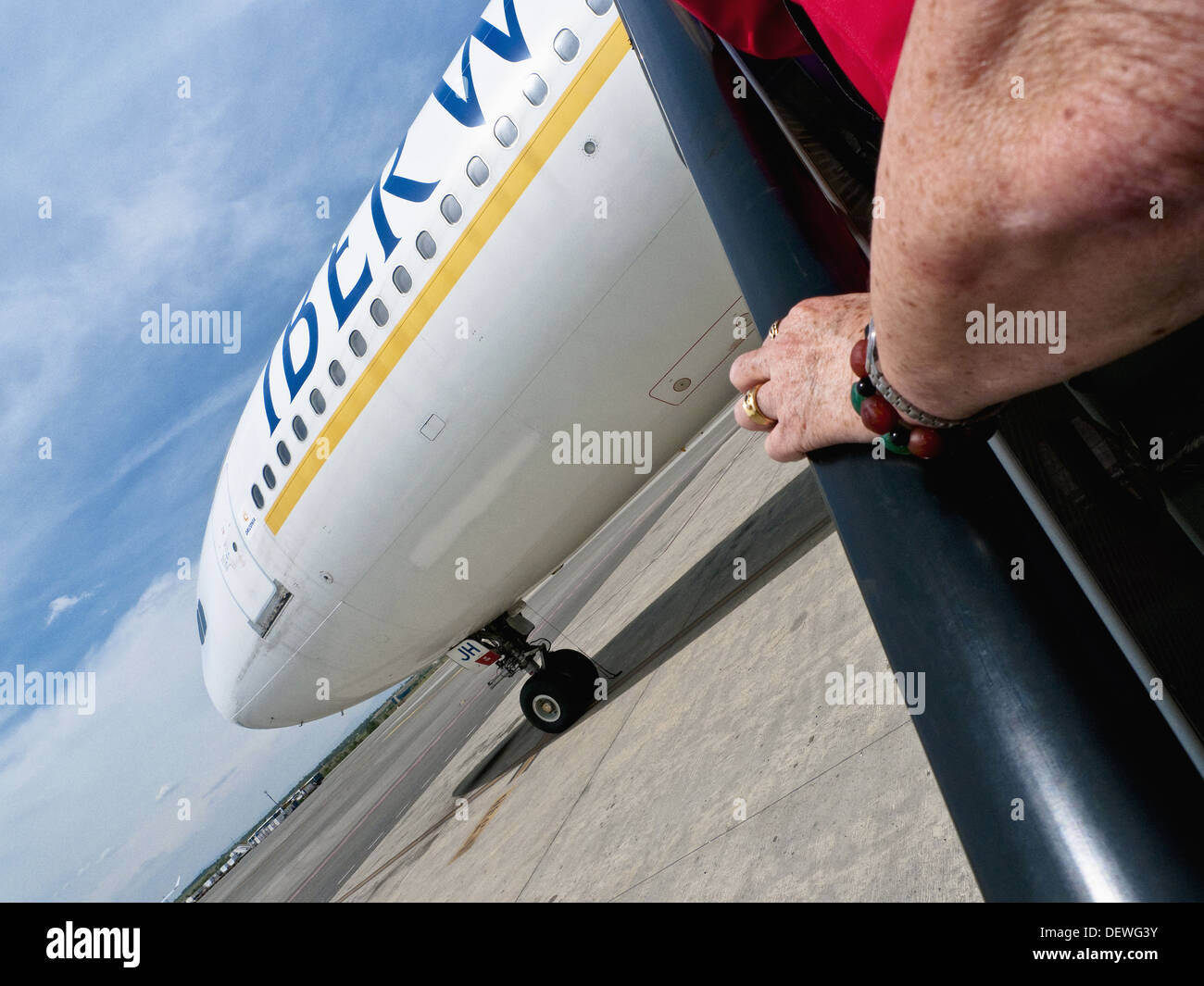 Embarque avion hi-res stock photography and images - Alamy