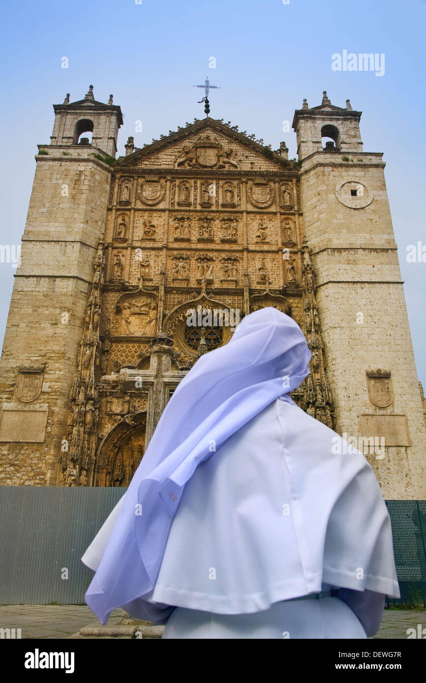 Isabelline gothic architecture hi-res stock photography and images - Alamy