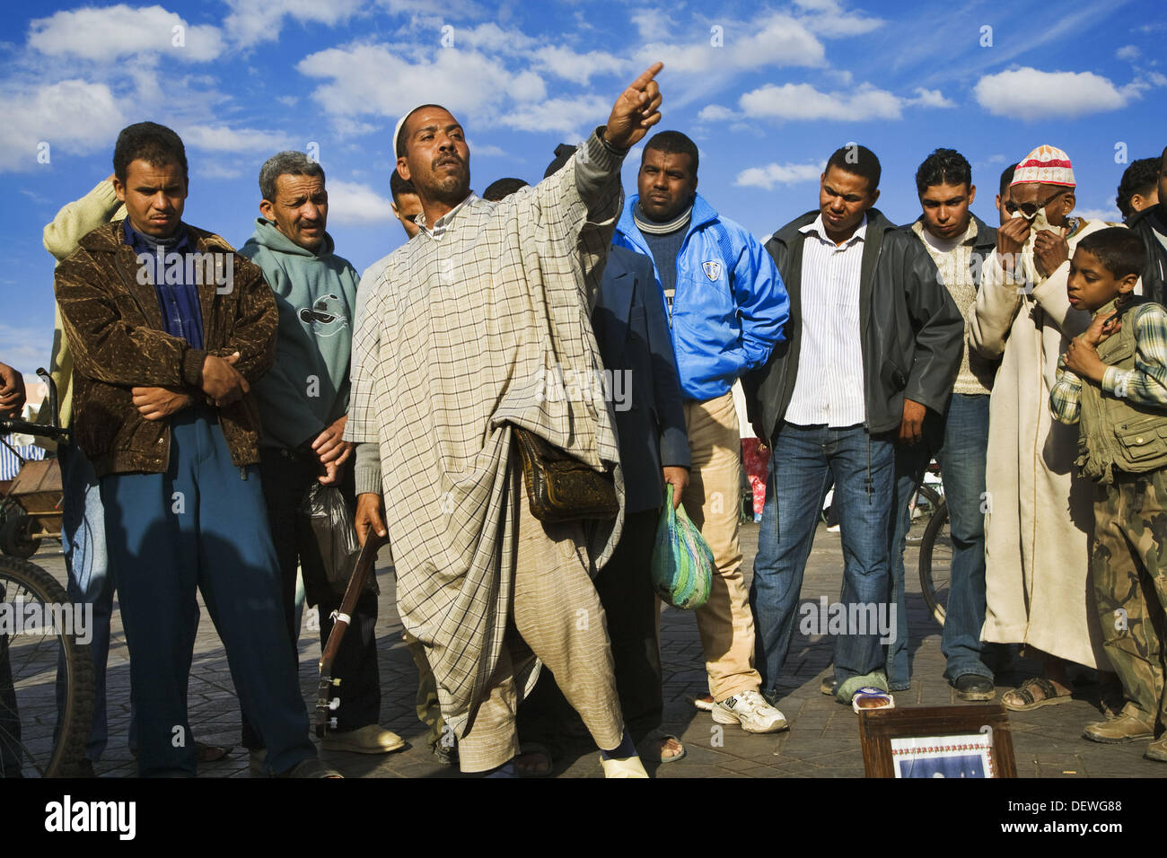 Story telling africa hi-res stock photography and images - Alamy