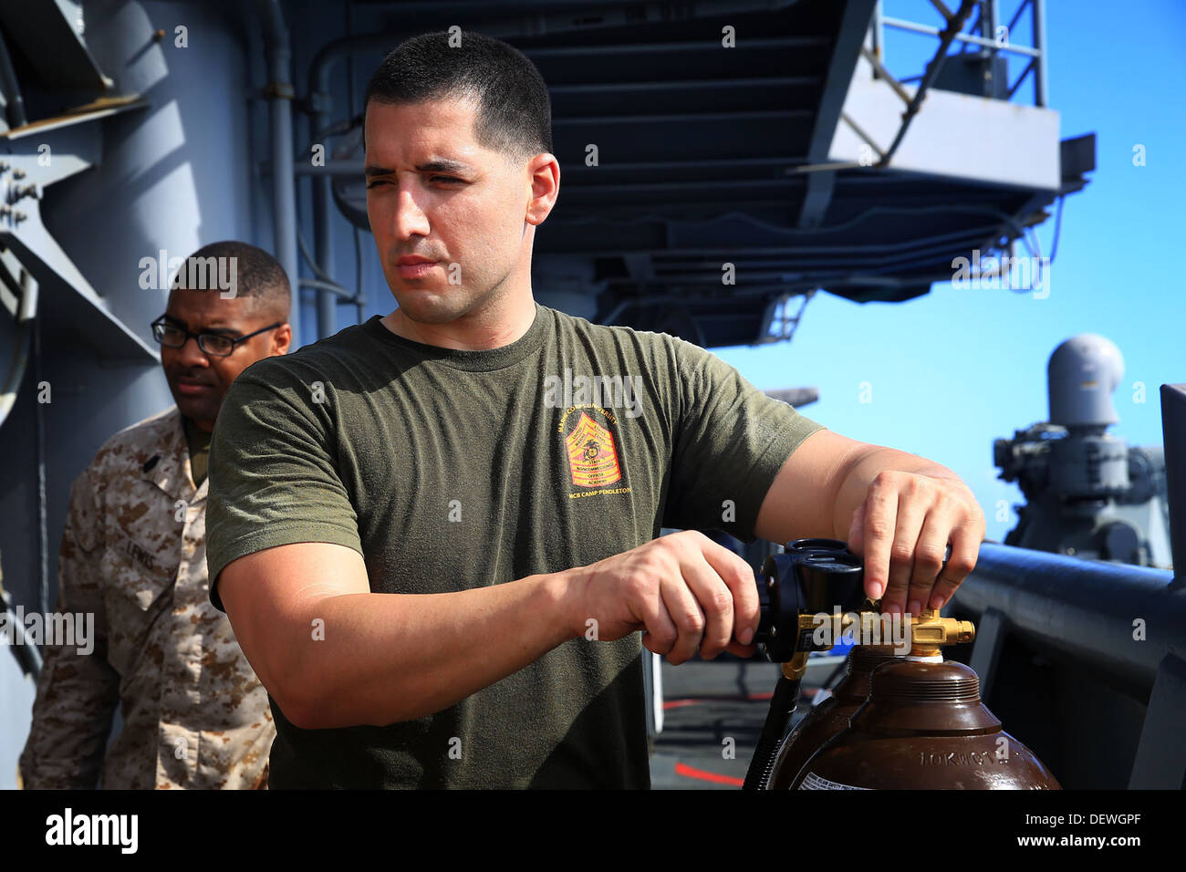 Marine radio hi-res stock photography and images - Alamy