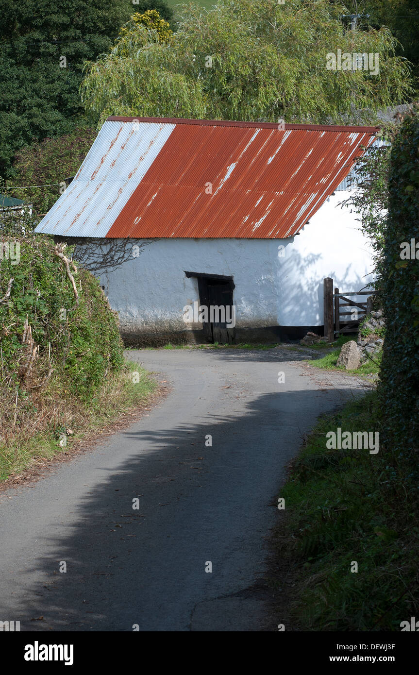 devon cob barn,Britain has many earth buildings across the country ...
