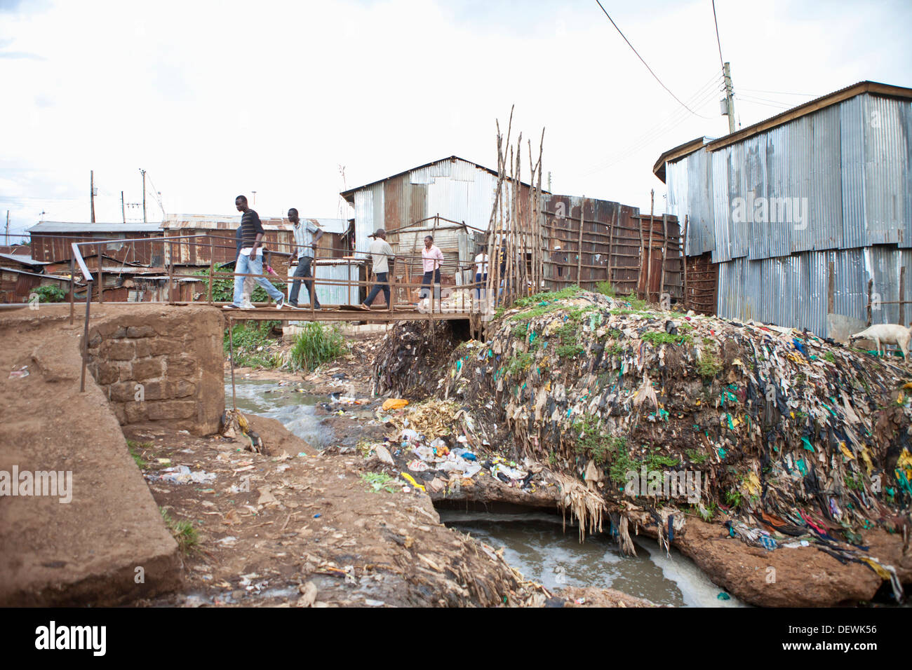 Garbage river kenya hi-res stock photography and images - Alamy