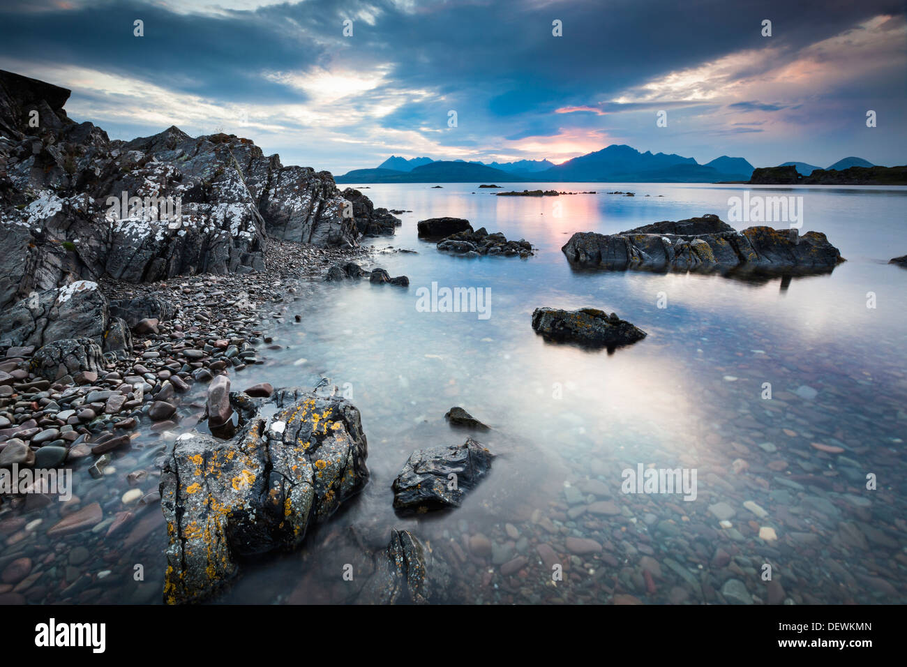 Loch Eishort & Cuillins at Tokavaig on the Isle of Skye Stock Photo - Alamy