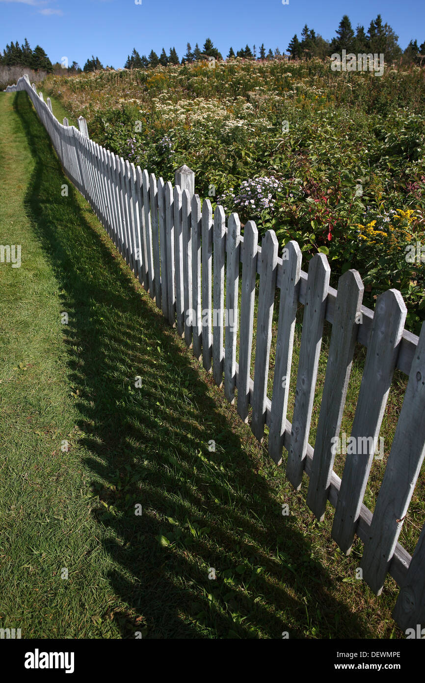 Fence scenic hi-res stock photography and images - Alamy