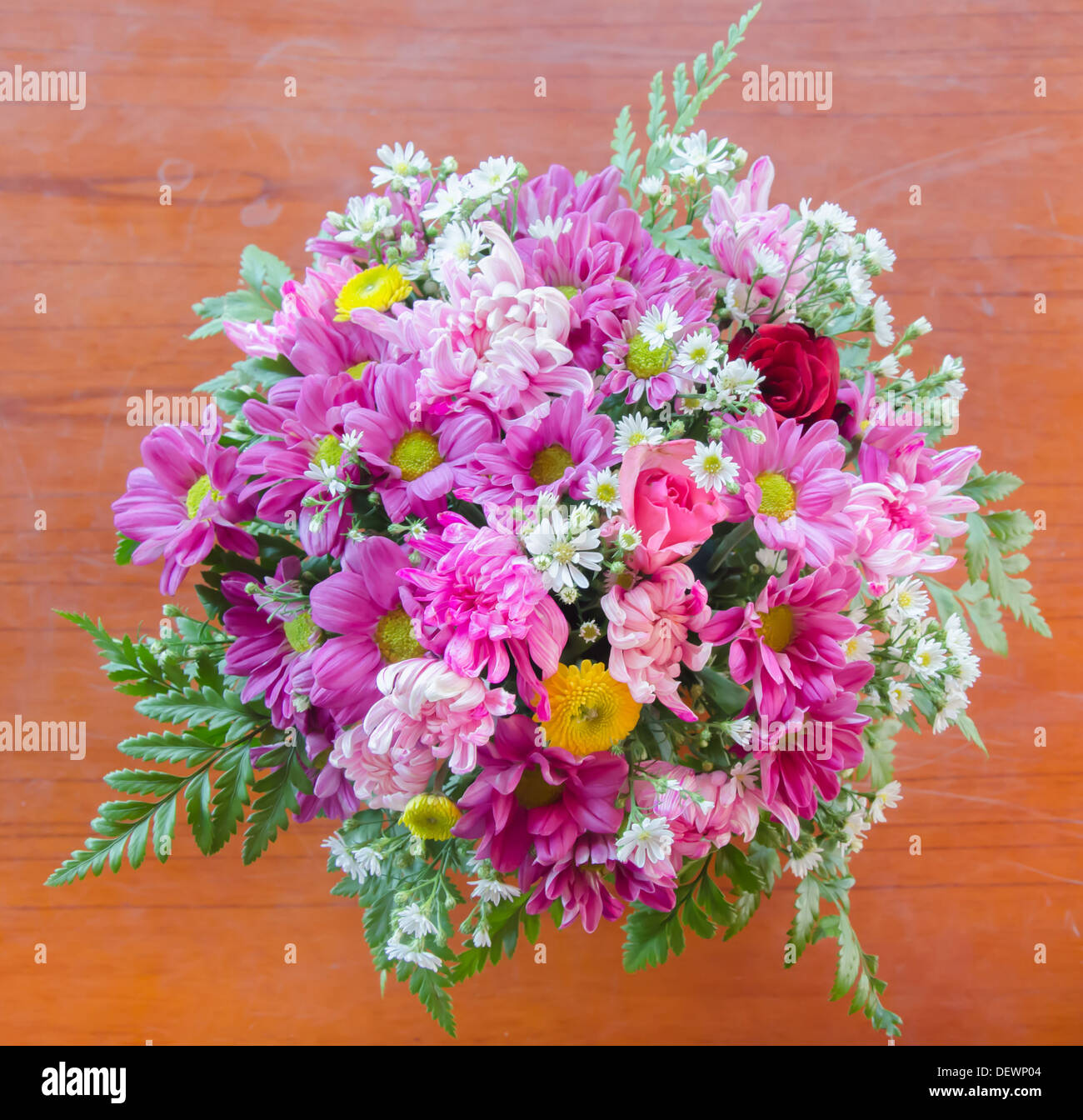 Spring mix flowers bouquet hi-res stock photography and images - Alamy