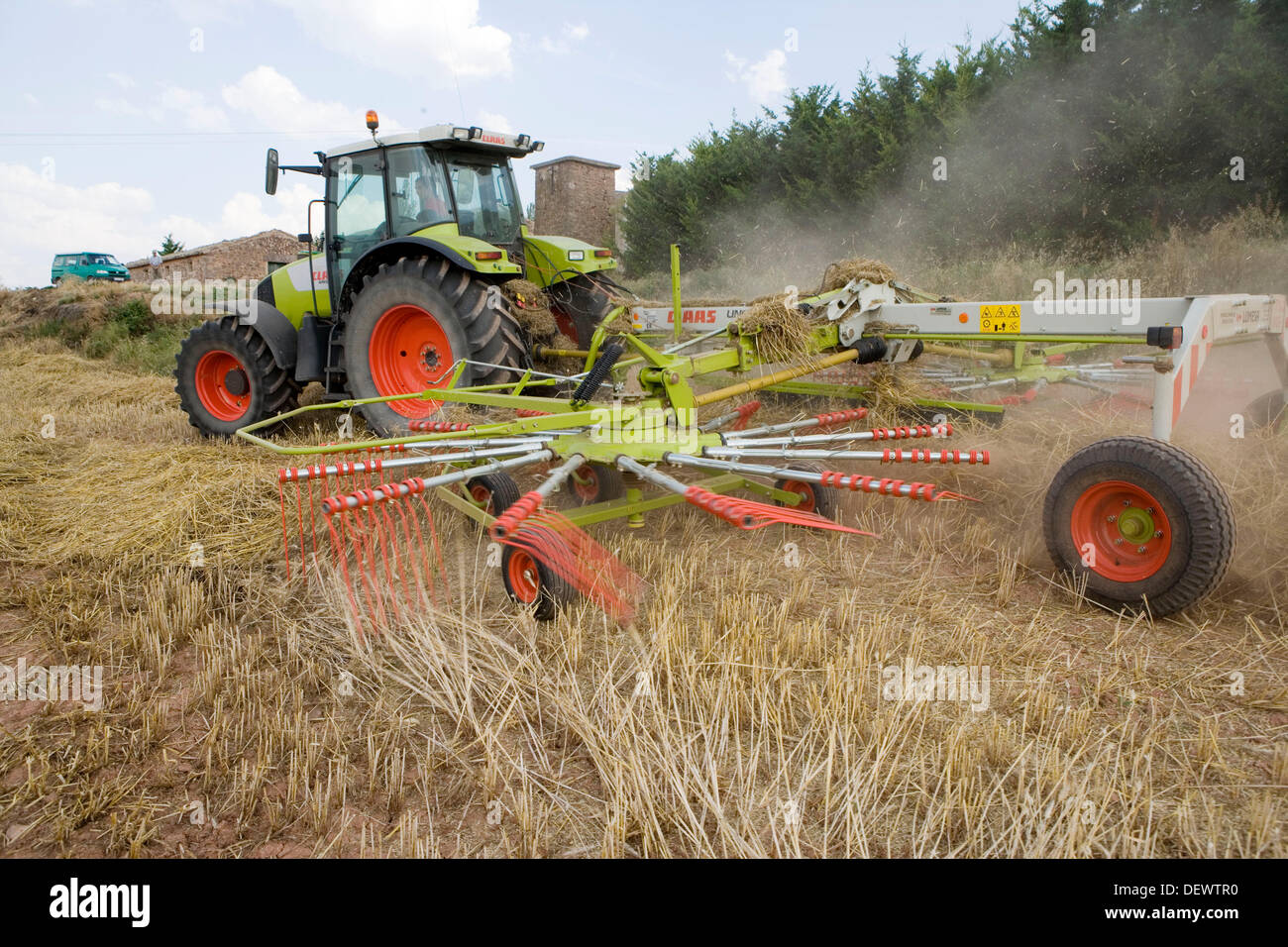 Windrower for harvesting hi-res stock photography and images - Alamy