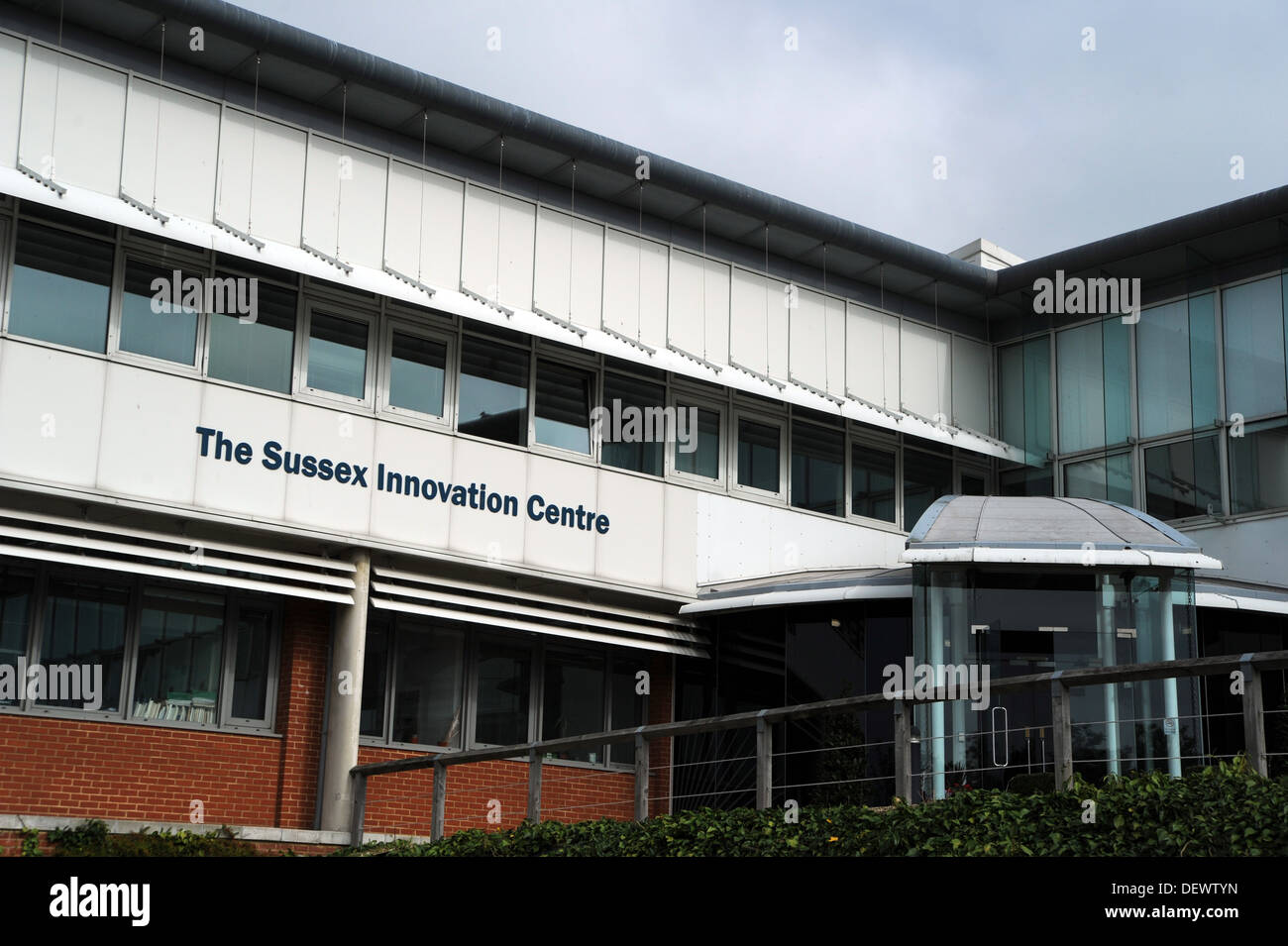 Falmer campus university of sussex hi-res stock photography and images ...