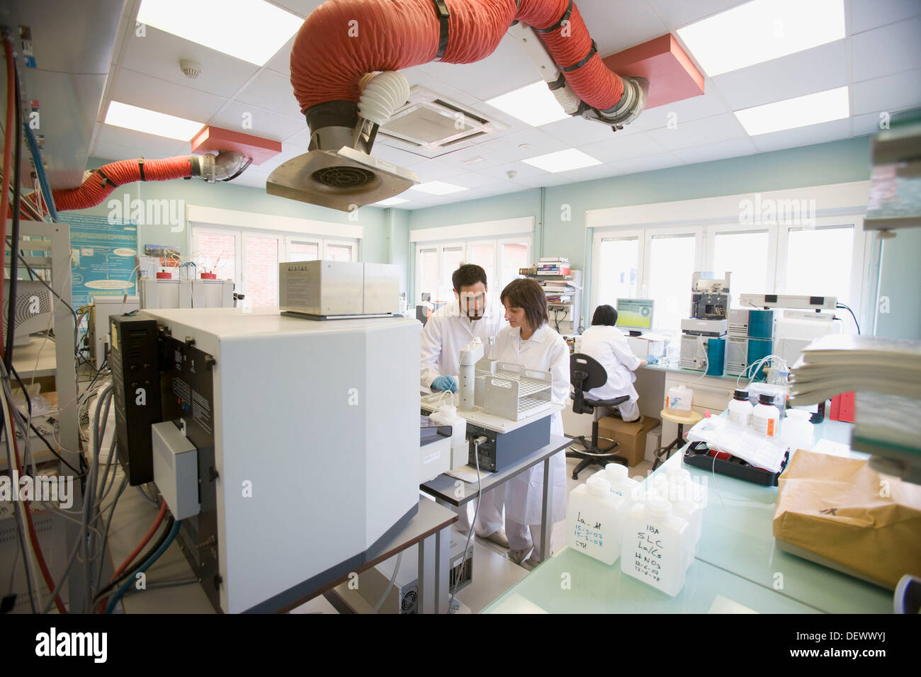 Instrument research laboratory hi-res stock photography and images - Alamy