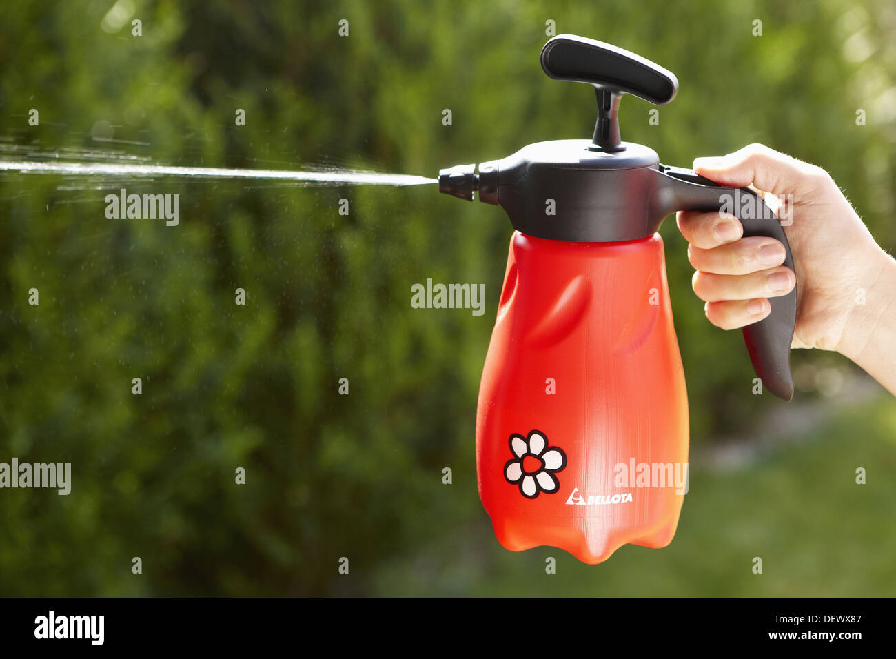 Garden irrigation spraying hi-res stock photography and images - Alamy
