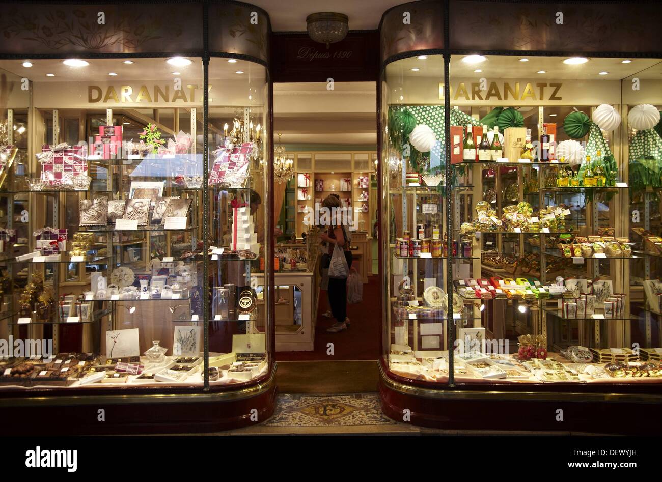 Bayonne france chocolate hi-res stock photography and images - Alamy