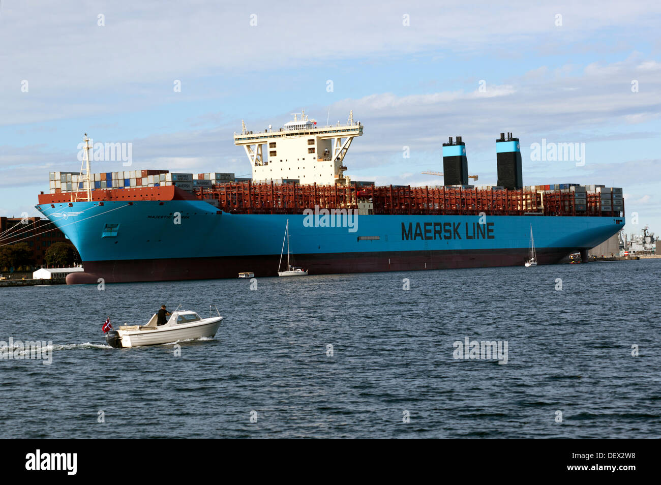 Triple e class container ship High Resolution Stock Photography and ...