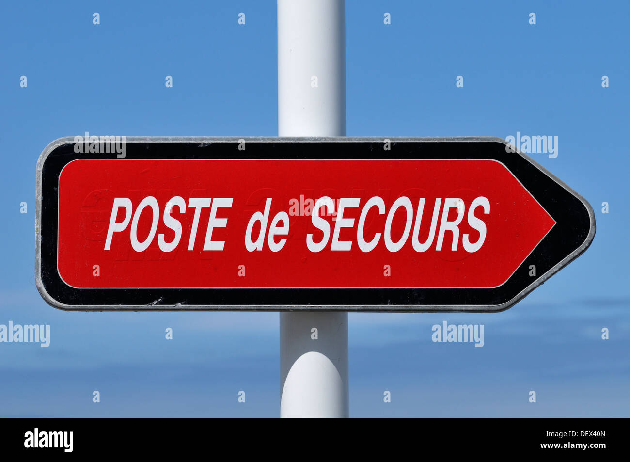 First aid post sign hi-res stock photography and images - Alamy