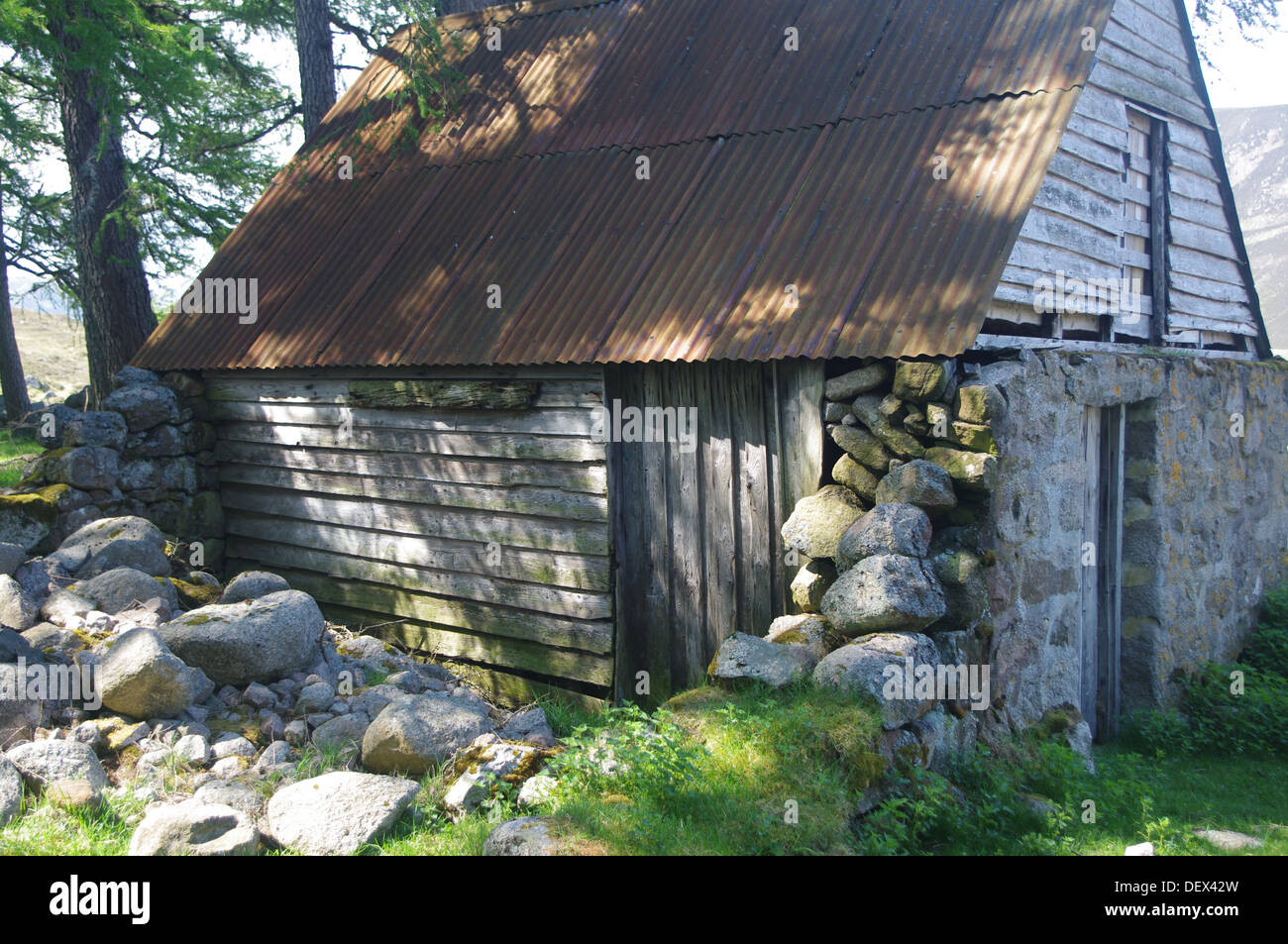Scotland hut hi-res stock photography and images - Alamy