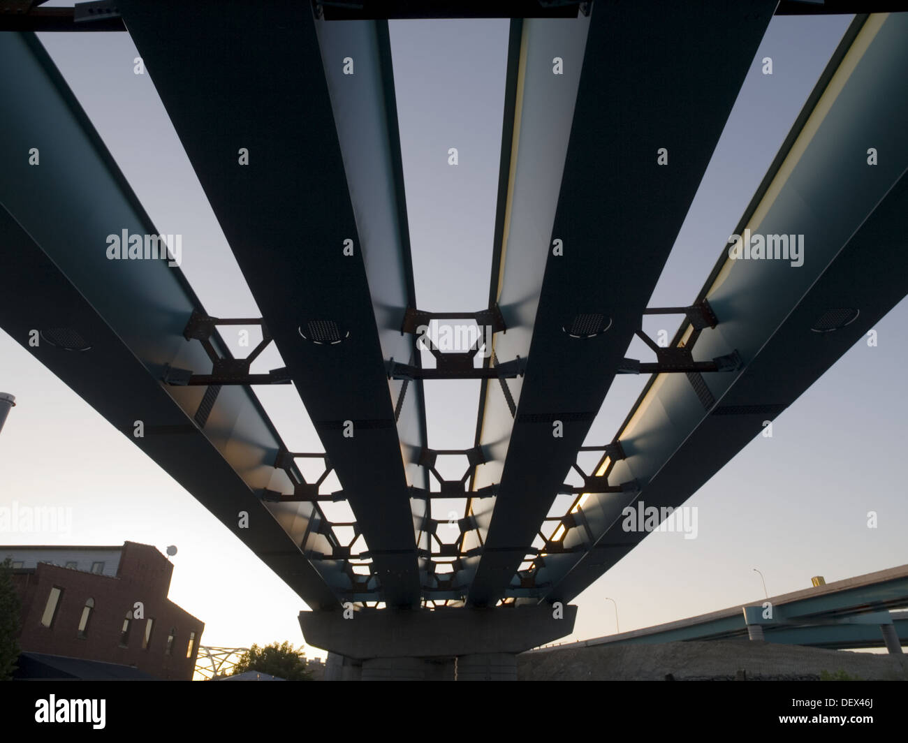 Overhead line truss hi-res stock photography and images - Alamy