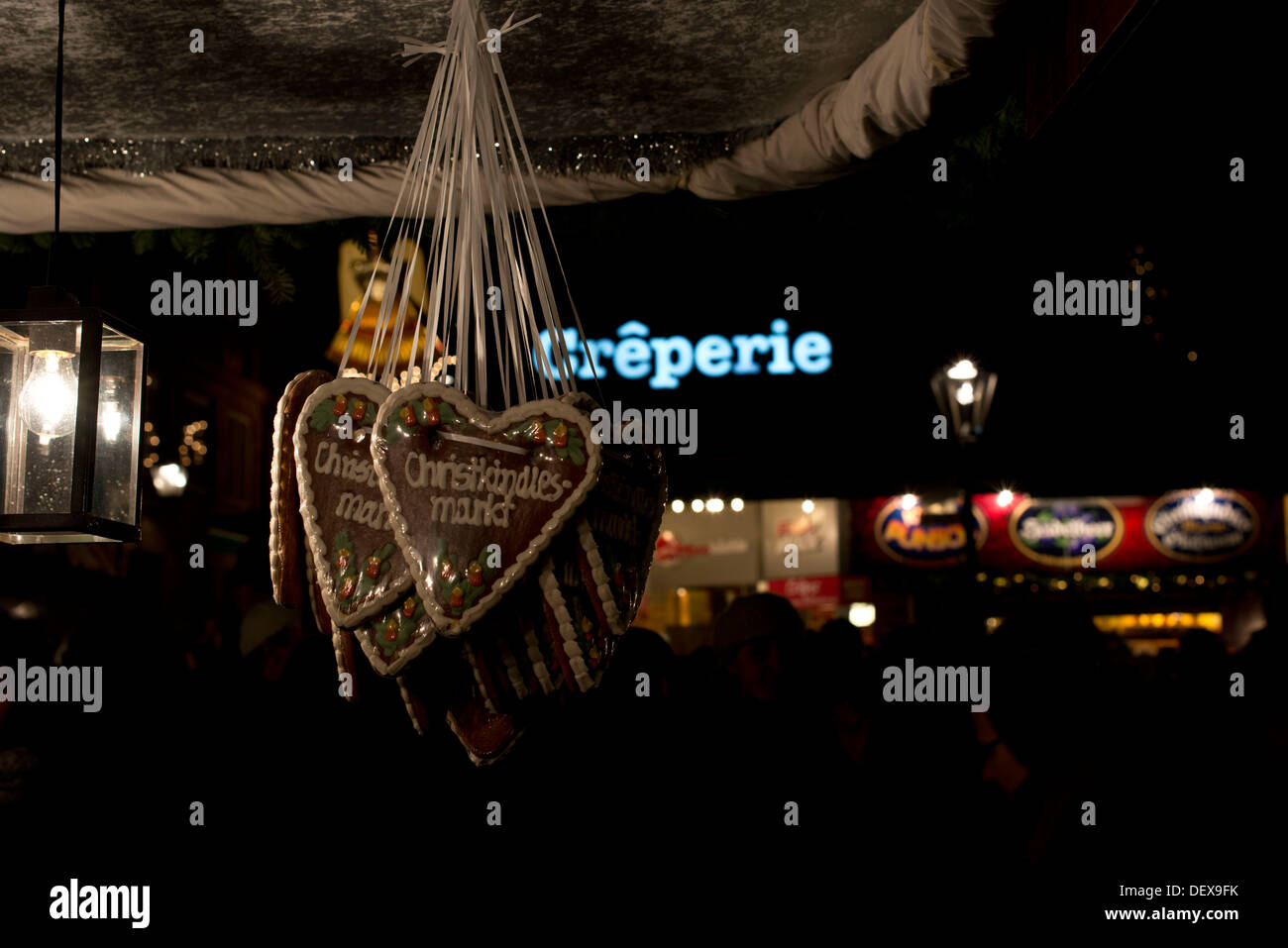 Germany nuremberg gingerbread christmas market hi-res stock photography ...