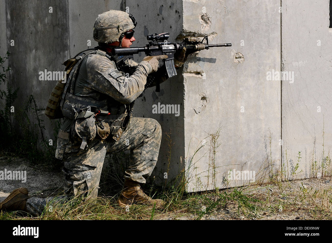 Paratrooper assigned to the 2nd Battalion, 325th Airborne Infantry ...