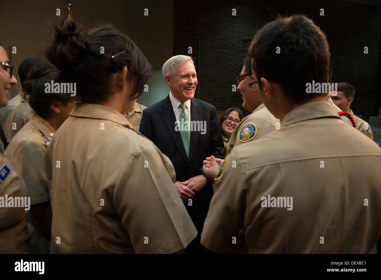 Secretary of the Navy Ray Mabus meets with students from the Rickover ...