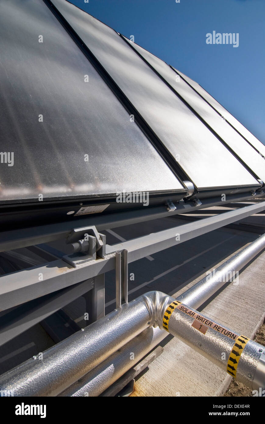 Solar collector hi-res stock photography and images - Alamy